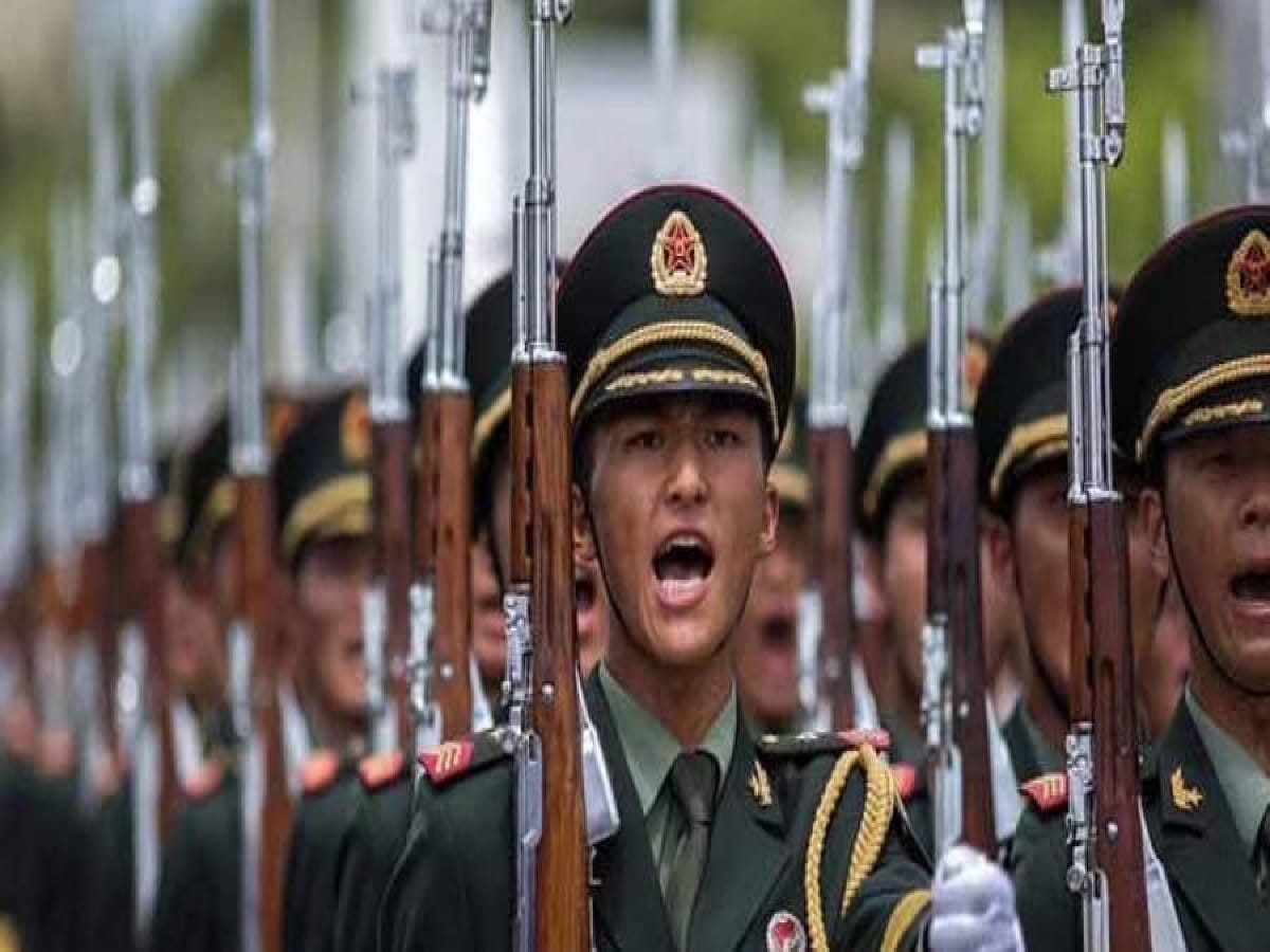 ताइवान के साथ तनाव के बीच सेना में छात्रों की भर्ती करेगा चीन, रक्षा ...