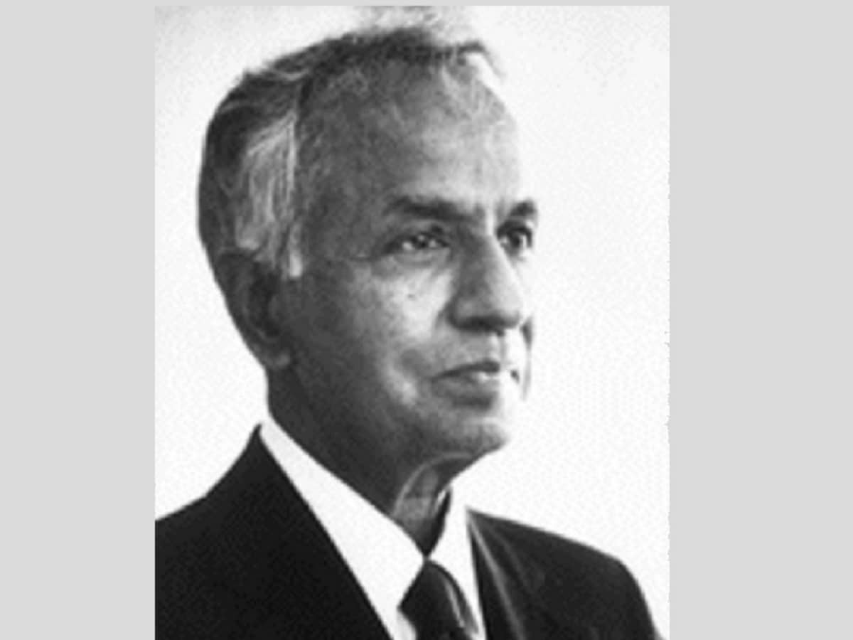 Subrahmanyan Chandrasekhar Death Anniversary: क्या है चंद्रशेखर लिमिट ...