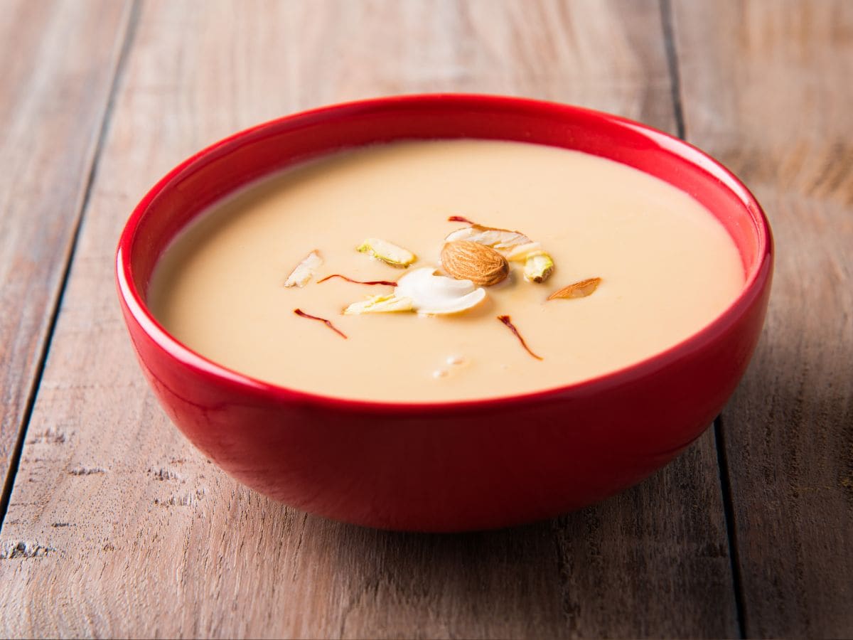 Dry Fruits Rabri Recipe: आज भगवान शिव को लगाएं ड्राई फ्रूट्स रबड़ी का ...