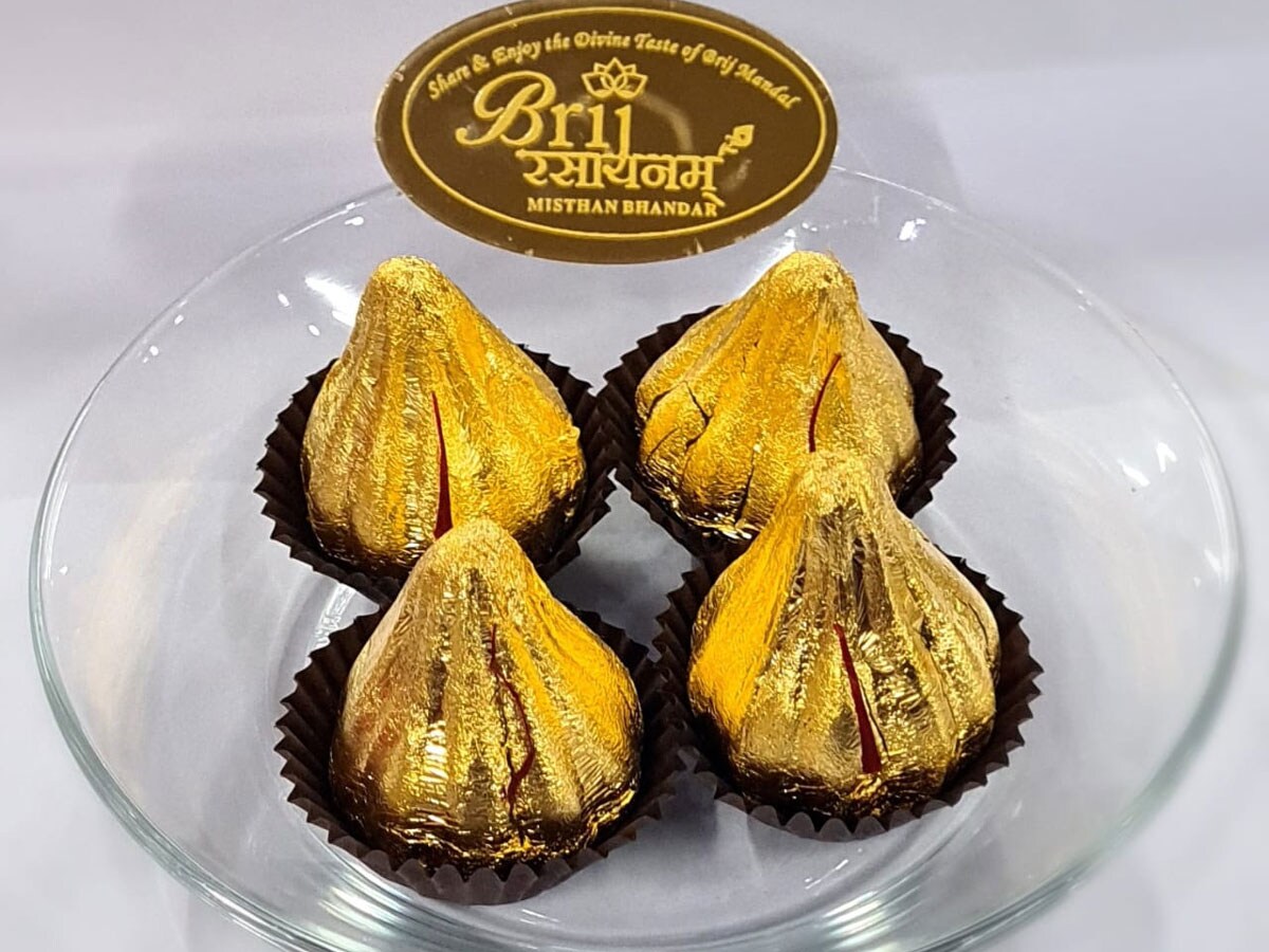 Ganesh Chaturthi 2022: आगरा के हलवाई ने बनाया सोने का मोदक, कीमत जान ...