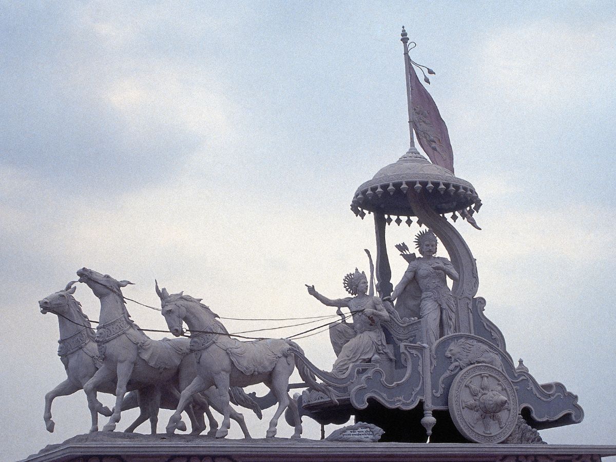महाभारत में श्रीकृष्ण और अर्जुन के ये संवाद हैं जीवन का असली सूत्र ...