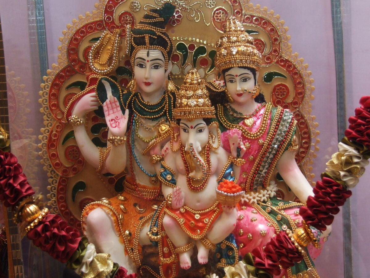 महादेव के इस भक्‍त के थे तीन पैर, क्‍यों इन्‍हें मां पार्वती के श्राप ...