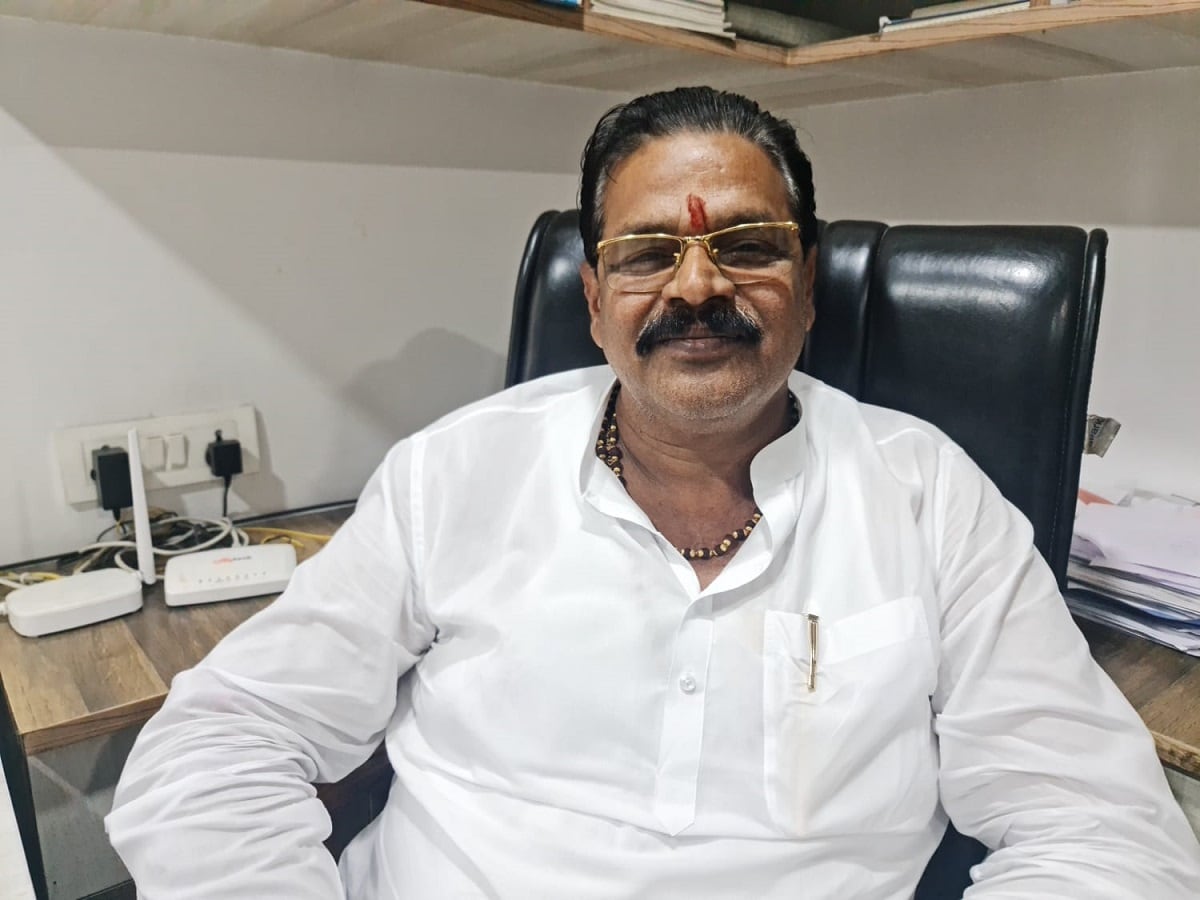 बिल्डर की पत्नी ने चीफ जस्टिस को लिखा पत्र, पूर्व मंत्री कार्तिकेय से ...