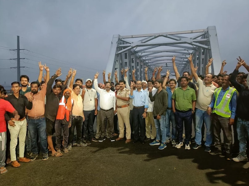 PHOTOS: 125 मीटर लंबा, 2270 टन वजनी; इतना खास है देश का सबसे वजनी ट्रस ...