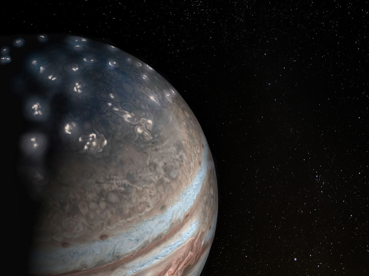 गुरु ग्रह के चक्रवातों ने क्यों हैरत में डाल दिया है वैज्ञानिकों को ...