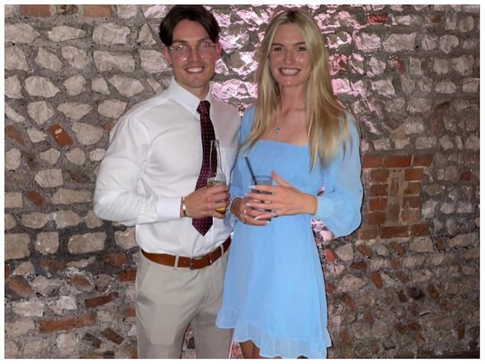 खूबसूरती में हॉलीवुड एक्ट्रेस को मात देती है यह क्रिकेटर, स्माइल बना ...