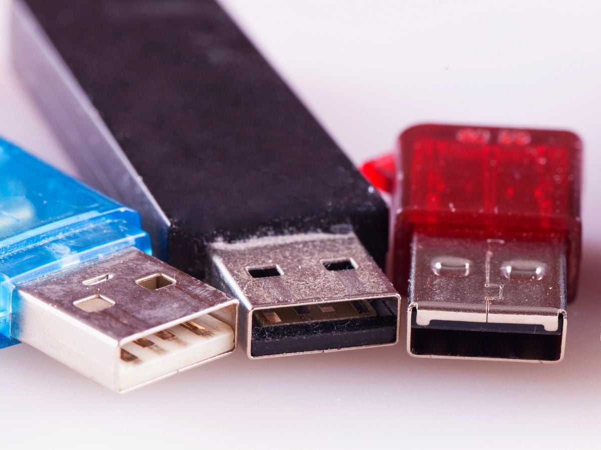 Pen Drive को स्मार्टफोन से कर सकते हैं Lock, बिना पासवर्ड के नहीं चला ...