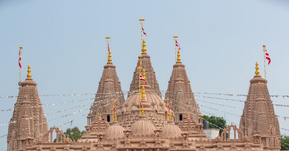 नासिक में भव्‍य और विशाल बीएपीएस स्‍वामी नारायण मंदिर में हुई मूर्ति ...