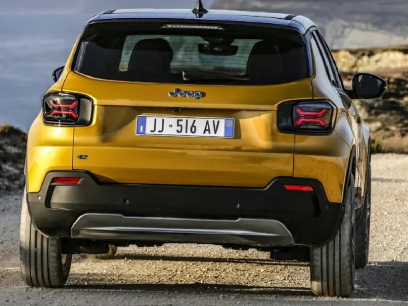 Jeep ने उठाया नई इलेक्ट्रिक SUV से पर्दा, भारत से पहले इन देशों में ...