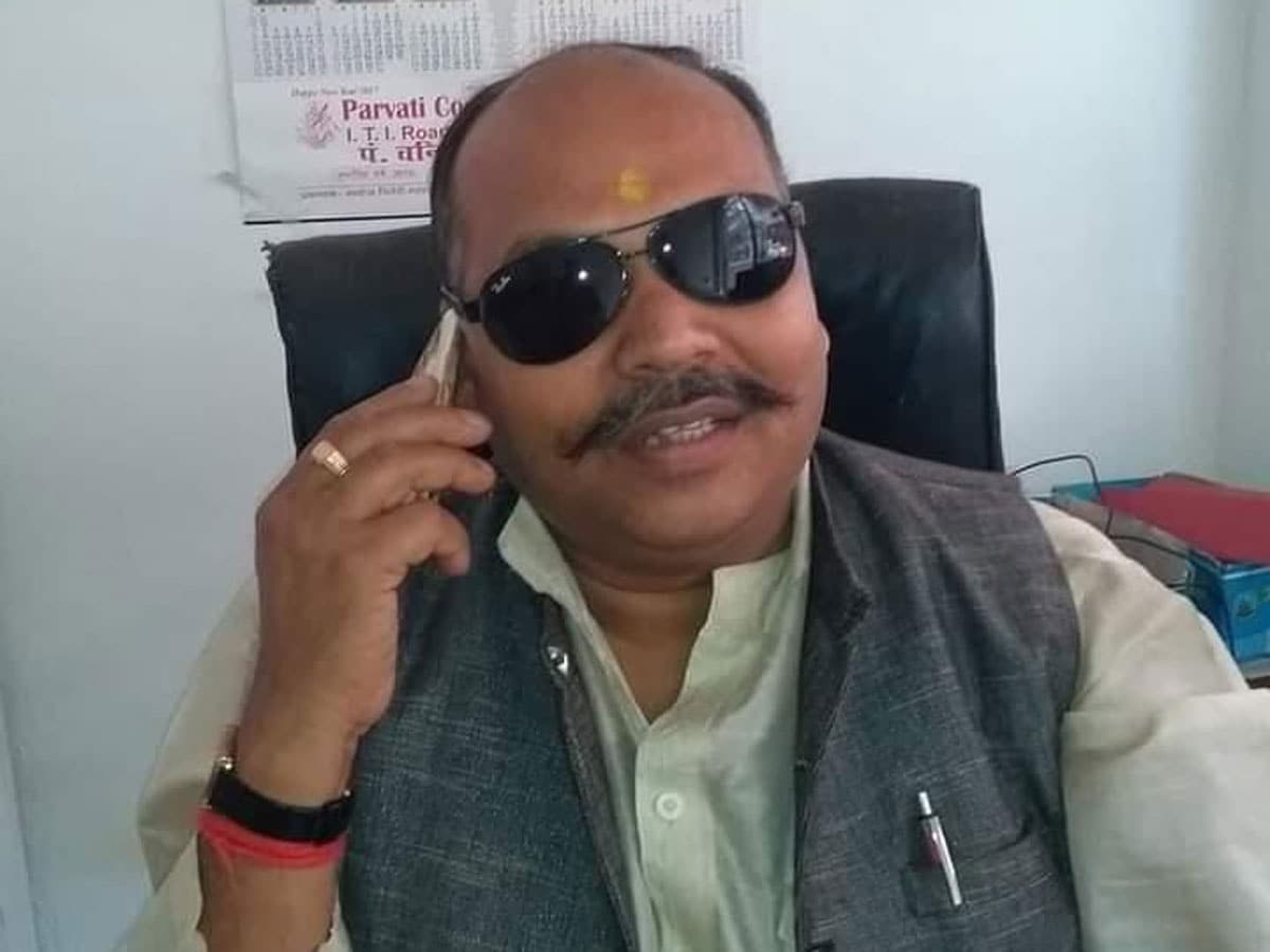 फतेहपुर: रिटायर्ड रेलकर्मी का धर्म परिवर्तन कराने वाले मनोज त्रिवेदी को ...