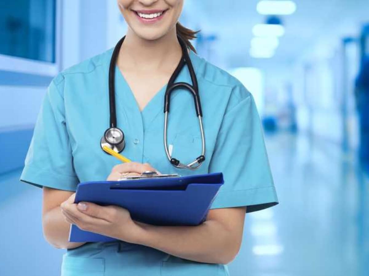 Career Tips: इंडियन नर्सेस के लिए कौन से कोर्स हैं बेस्ट, कितनी होगी ...