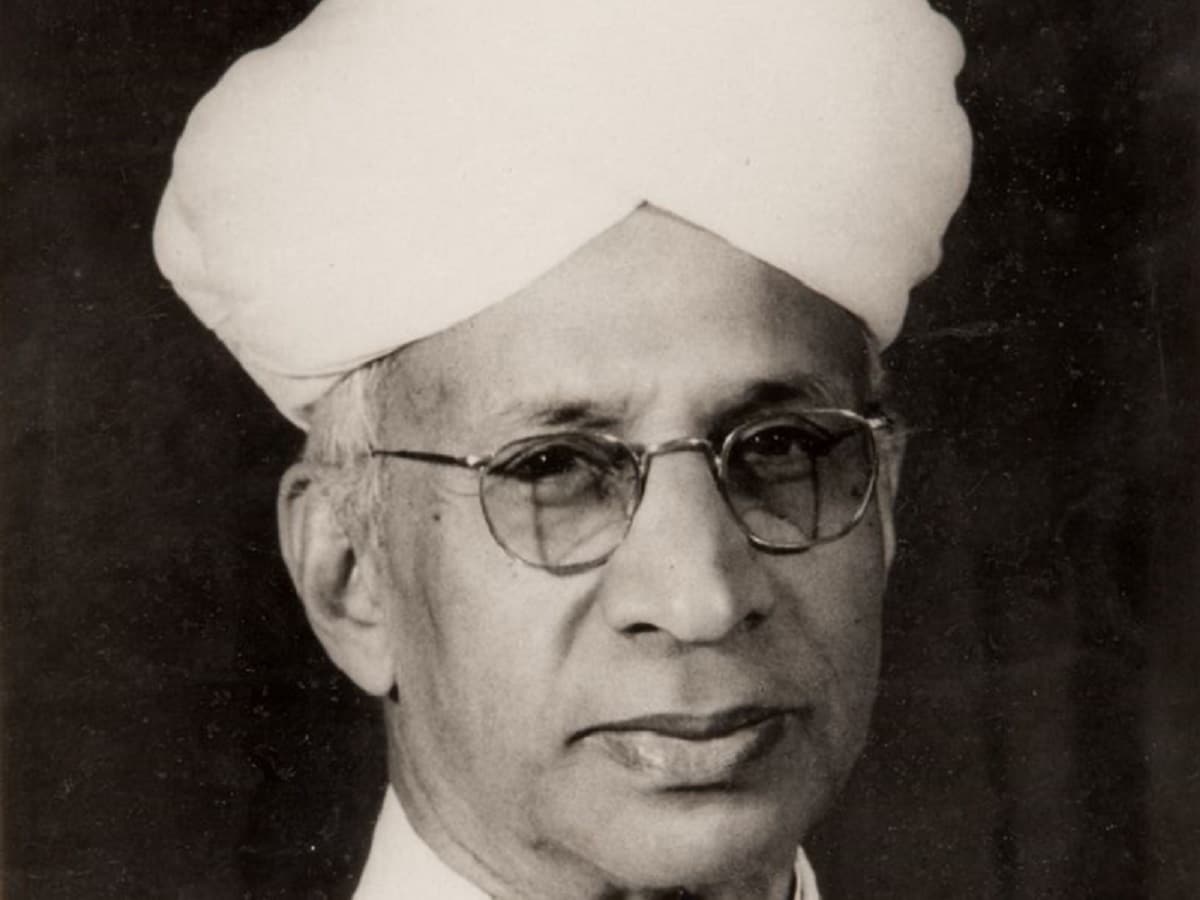 Birthday Radhakrishnan : रिश्ते के भाई की किताबों को पढ़ना क्यों थी ...