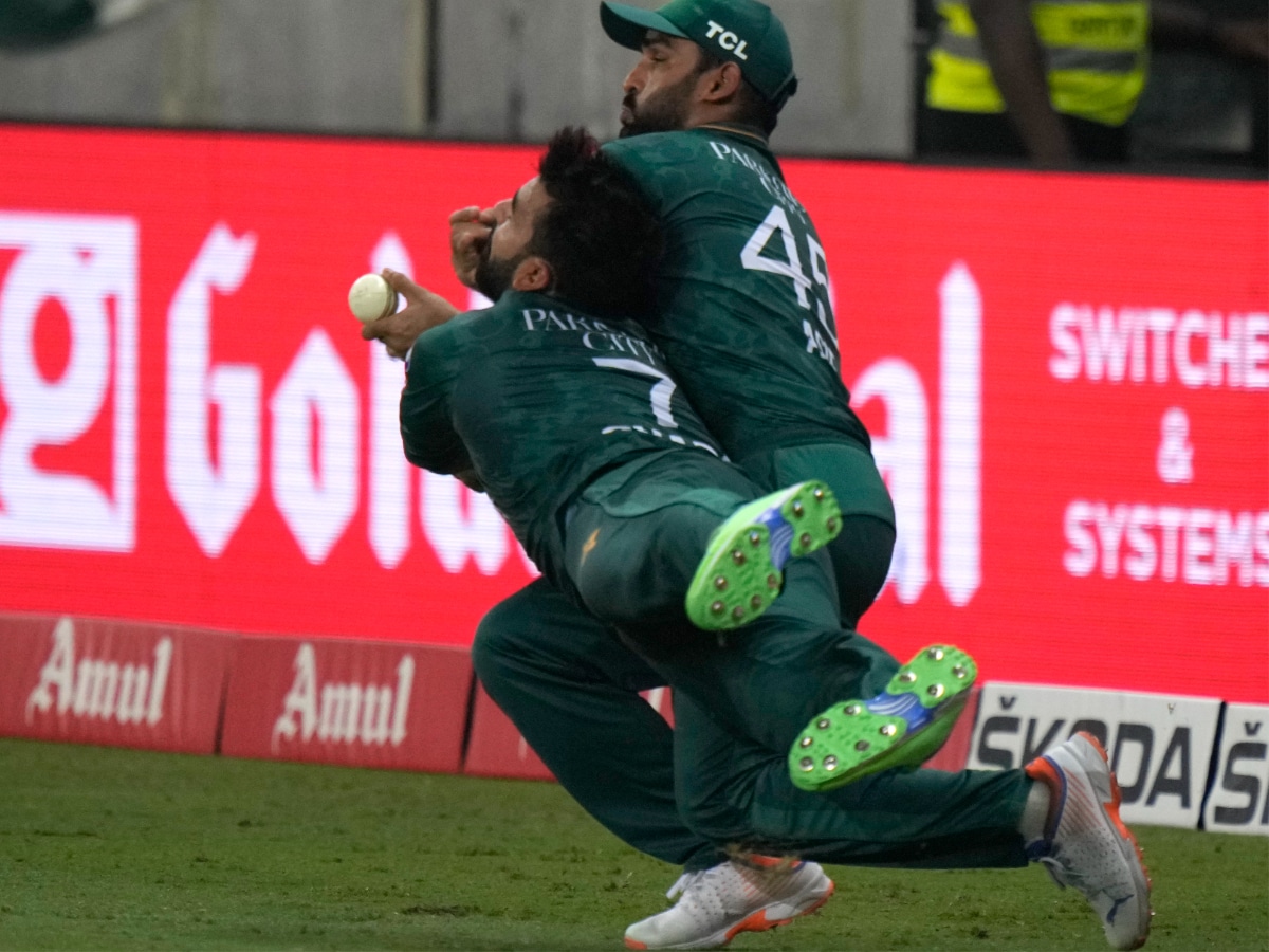 पाकिस्तानी क्रिकेटरों के कैच छोड़ने के VIDEO ने दिल्ली पुलिस को किया ...