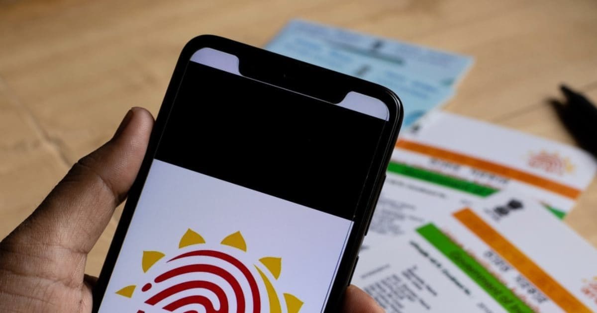 UIDAI ने लॉन्च किया नया चैटबॉट 'आधार मित्र', Aadhaar Card से जुड़े हर ... UIDAI ने लॉन्च किया नया चैटबॉट 'आधार मित्र', Aadhaar Card से जुड़े हर ...