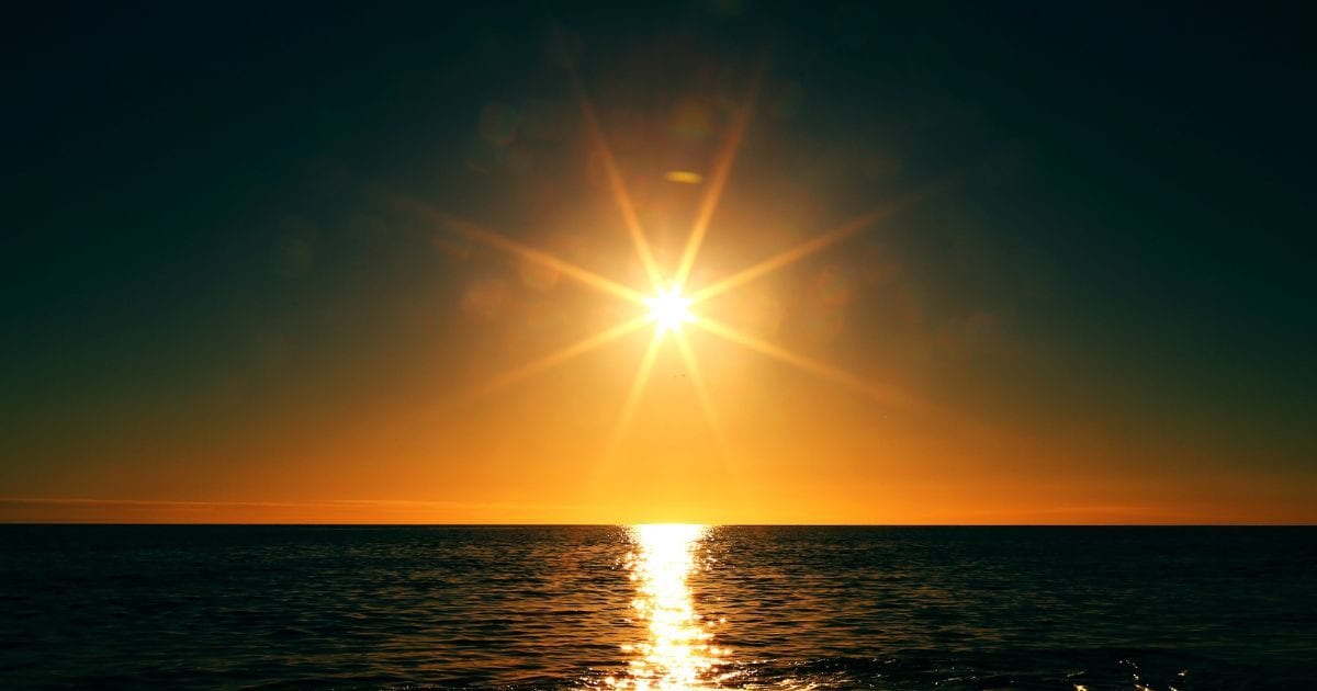 सूर्य देवता की पूजा के प्रसंग का ग्रंथों में है उल्लेख, जानें नियमित ...