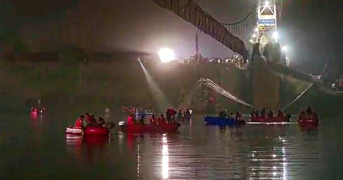 Gujarat Bridge Collapse LIVE: मोरबी हादसे को लेकर भावुक हुए पीएम मोदी ...
