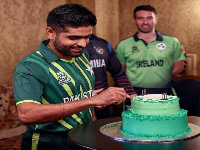 VIDEO: बाबर आजम ने मनाया अपना 28वां जन्मदिन, ऑस्ट्रेलियाई कप्तान ने ...
