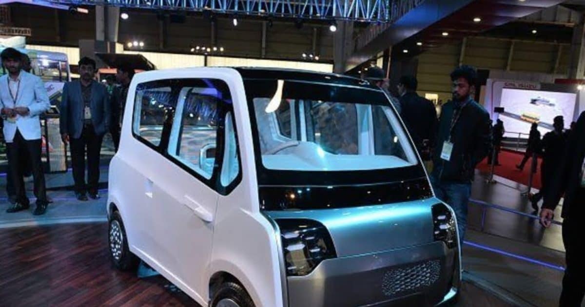 हो जाएं तैयार ! आ रही महिंद्रा की छोटी Electric Car, जानिए कितनी मिलेगी ...