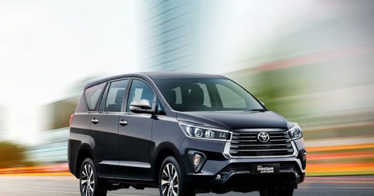 बस थोड़ा इंतजार ! नए अवतार में आ रही टोयोटा इनोवा, धांसू होंगे फीचर्स ...