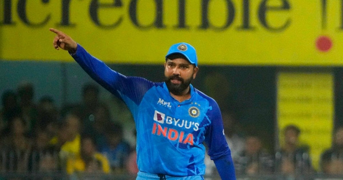 'ये क्या घोटाला है रे बाबा': कैप्टन शर्मा की पाकिस्तान में हुई एंट्री ...