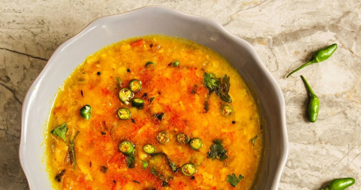 इन आसान तरीकों से लगाएं उड़द की दाल में 'स्वाद का तड़का', बनेगी टेस्टी ...