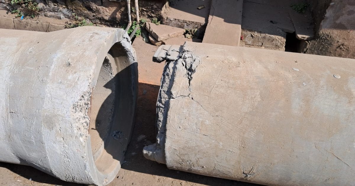 73 करोड़ रुपए की लागत से 116 किमी लंबी सीवरेज लाइन में लगा रहे सीमेंट ...