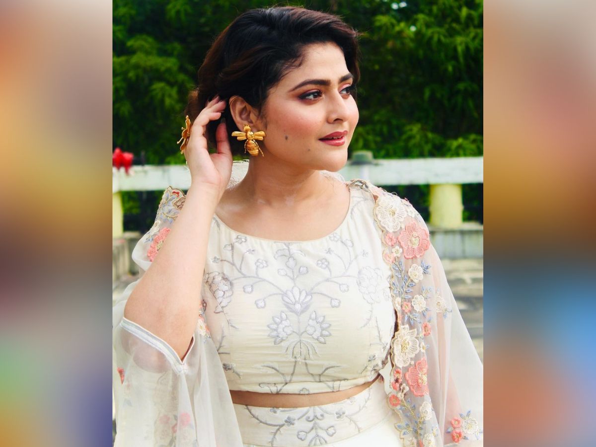 Aindrila Sharma: खूबसूरती के मामले में किसी से कम नहीं थी ये बांग्ला ...