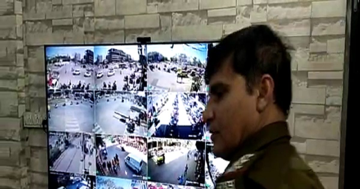 सावधान ! आप सीसीटीवी की निगरानी में हैं, कैमरों से नजर रखने में इंदौर ...