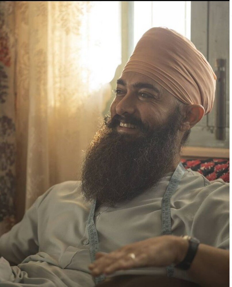 बॉलीवुड के इन सितारों ने झटके में छोड़ दी लाखों की फैन फॉलोइंग, अब ...