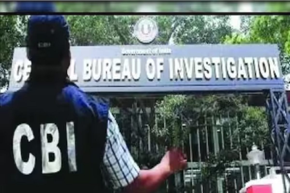 बड़ी खबर: CBI ने आम्रपाली ग्रुप के पूर्व CMD अनिल शर्मा समेत 8 लोगों के खिलाफ दर्ज किया FIR, इस ...