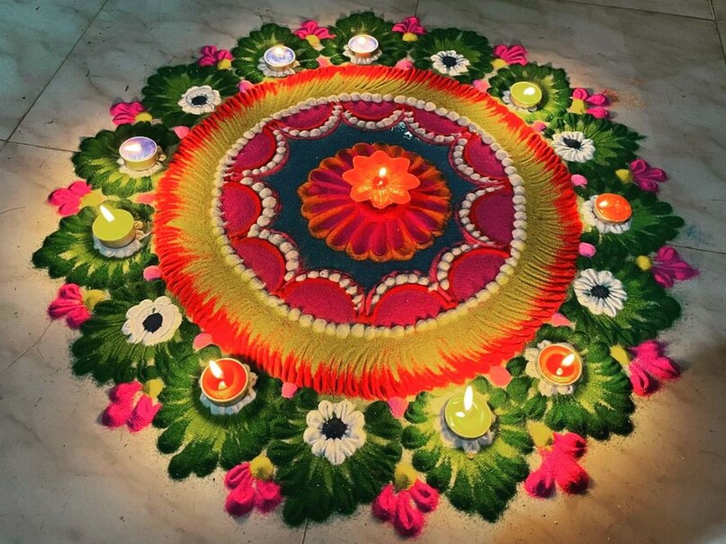 Dev Deepawali 2022 Rangoli: देव दिवाली पर घर के आंगन को खूबसूरत रंगोली ...