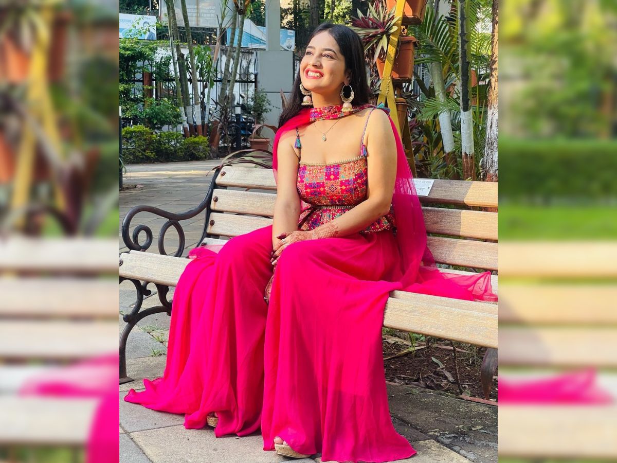 PICS: पिंक कलर के प्लाजो-टॉप में गॉर्जियस दिखीं भोजपुरी एक्ट्रेस, शायनी ...