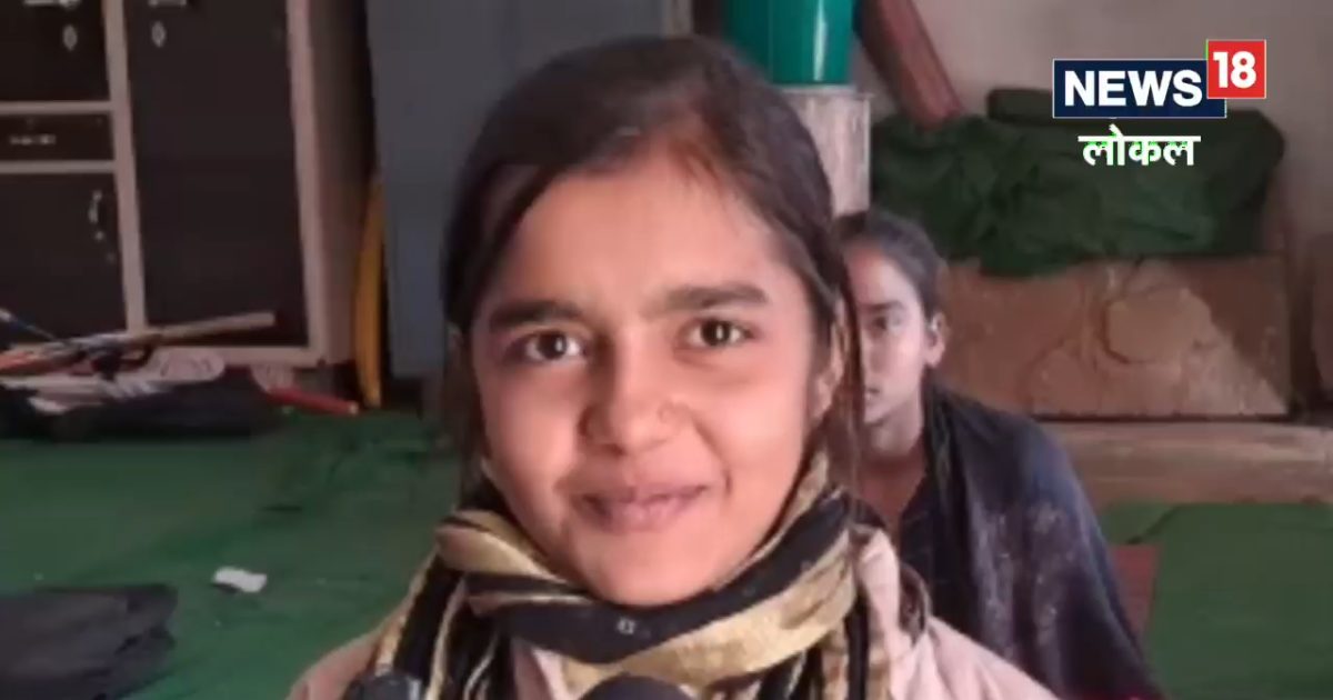 शिव-राज में शिवपुरी के पोहरी की शिक्षा व्यवस्था बदहाल, छात्रों सहित ...