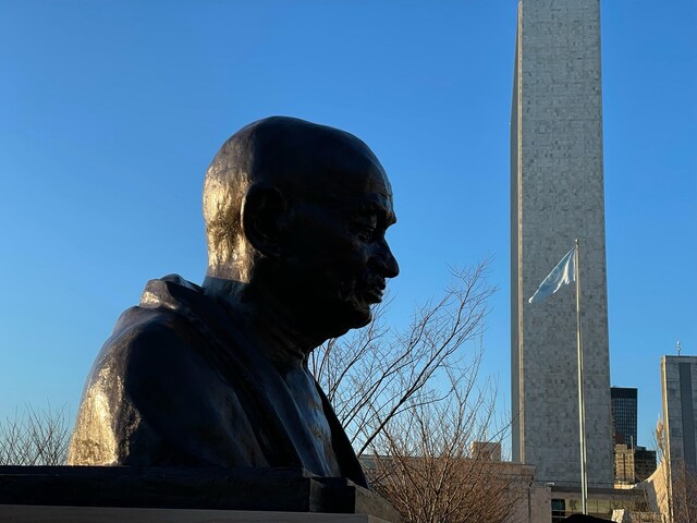 संयुक्त राष्ट्र मुख्यालय में लगेगी महात्मा गांधी की मूर्ति, जयशंकर और ...