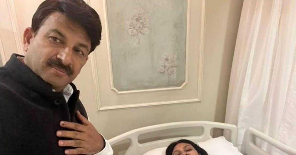 मनोज तिवारी के घर फिर गूंजी किलकारी, 51 साल की उम्र में तीसरी बार बने पिता, पत्नी संग शेयर की ...