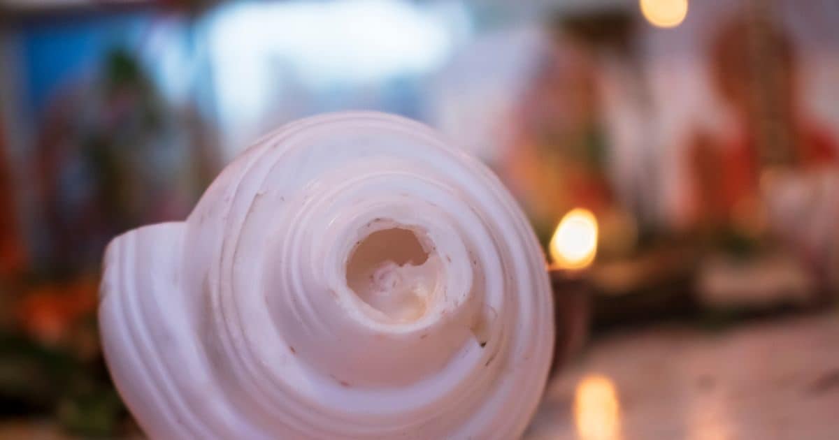 Panchajanya Shankh: भगवान श्रीकृष्ण को कैसे मिला पाञ्चजन्य शंख? जानें ...