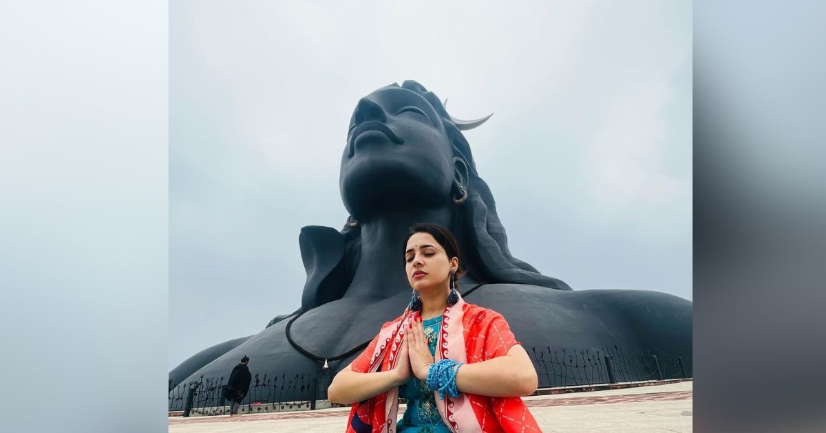 PHOTOS: आदियोगी शिव के ध्यान में डूबी एक्ट्रेस, बोली- 'आनंद एक ...