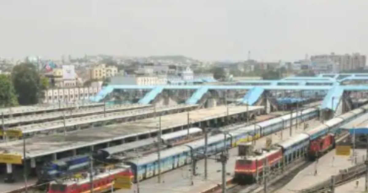 यात्रियों को इस स्टेशन पर मिलेंगी एयरपोर्ट जैसी सुविधाएं, दिया जा रहा ...