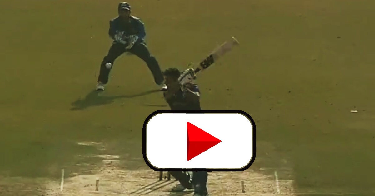 VIDEO: पाकिस्तान में तो गजब ही हो गया, बेटे ने दिग्गज क्रिकेटर पिता को ...