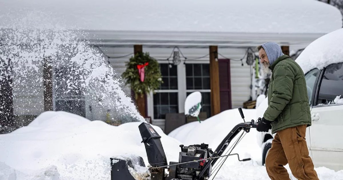 Bomb Cyclone: क्रिसमस पर अमेरिका में बर्फीले तूफान का खतरा, कई राज्यों ...