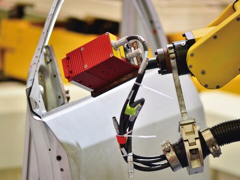 क्या होता है Bank Angle Sensor? क्यों इसके खराब होने पर बाइकर्स होते ...