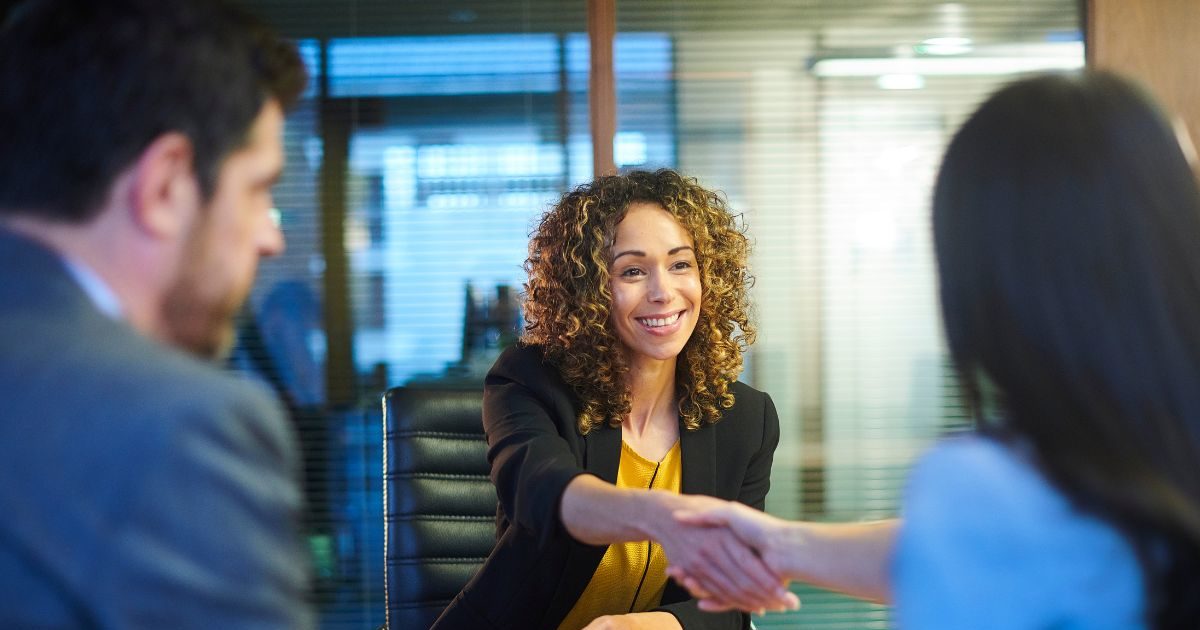 best jobs for women: टीचिंग के अलावा ये सेक्टर भी हैं महिलाओं के लिए ...