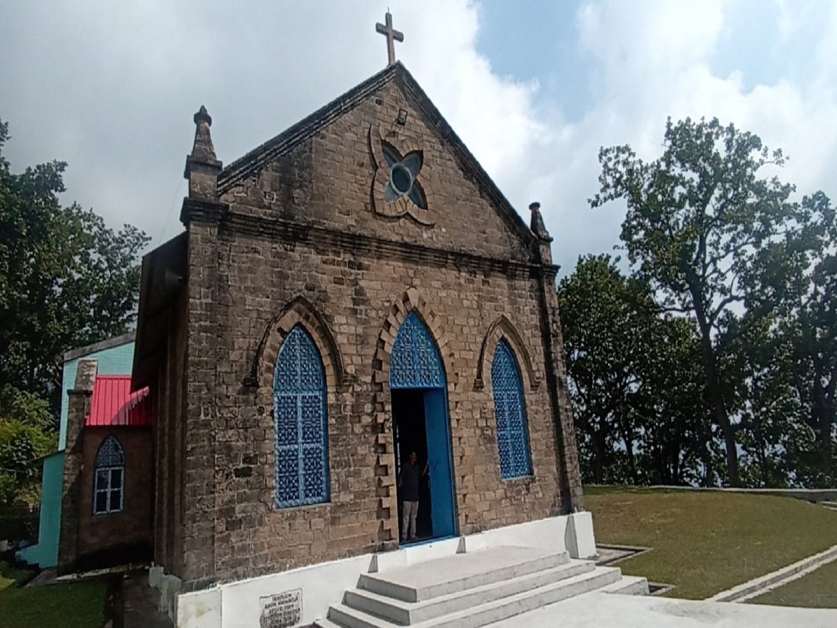 Christmas Haldwani Church: घने जंगलों में बना ब्रिटिश वास्तुकला का ...