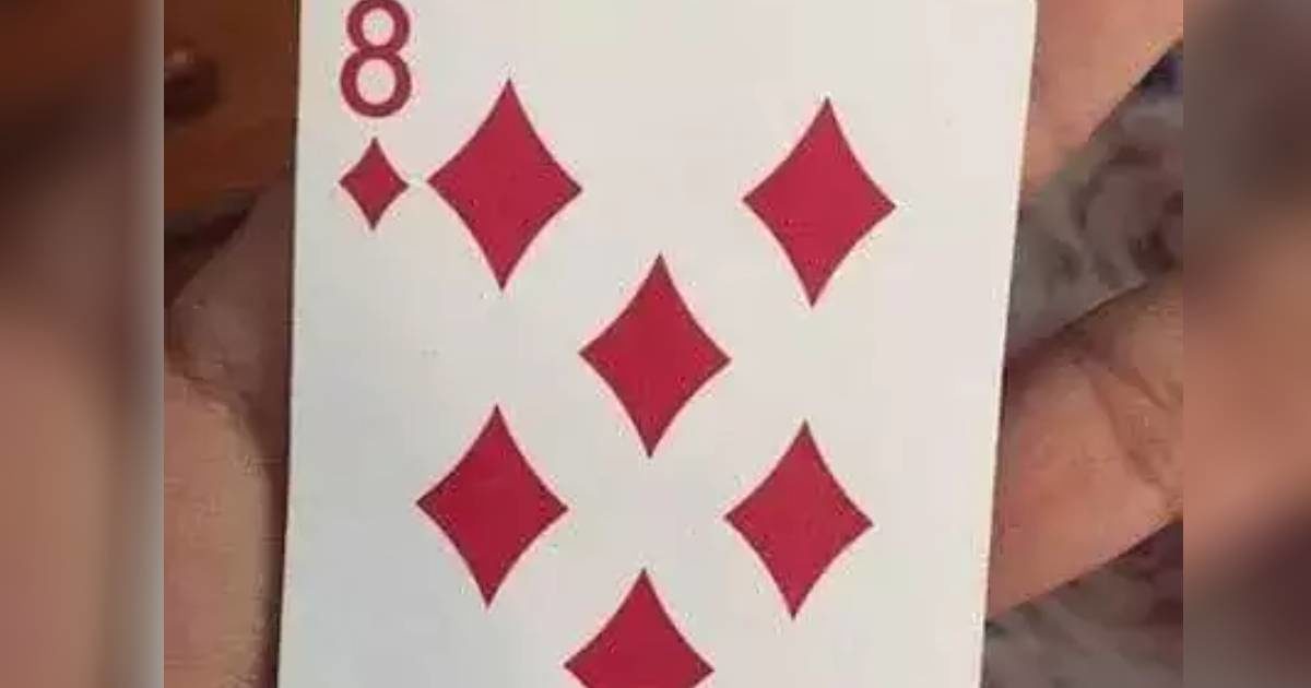 ताश के पत्ते में दिखाई दे रहे हैं कितने '8' ? सही जवाब देने के लिए 8 सेकेंड का है चैलेंज - can ...