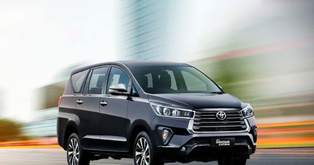 फैक्ट्री फिटेड सीएनजी किट के साथ आएगी इनोवा क्रिस्टा, जानें कब होगी ...