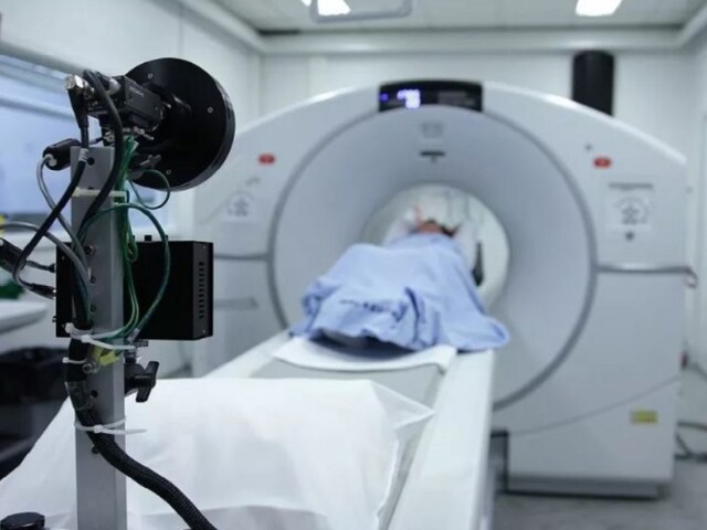 Brazilian lawyer tragically dies after gun triggered by hospital MRI ...