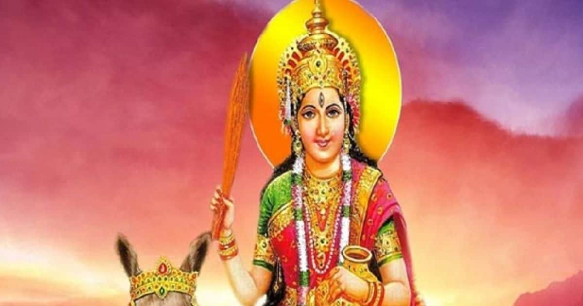 कौन हैं शीतला माता जिन्हें लगाया जाता है बासी भोग, पढ़ें इनके जन्म की ...