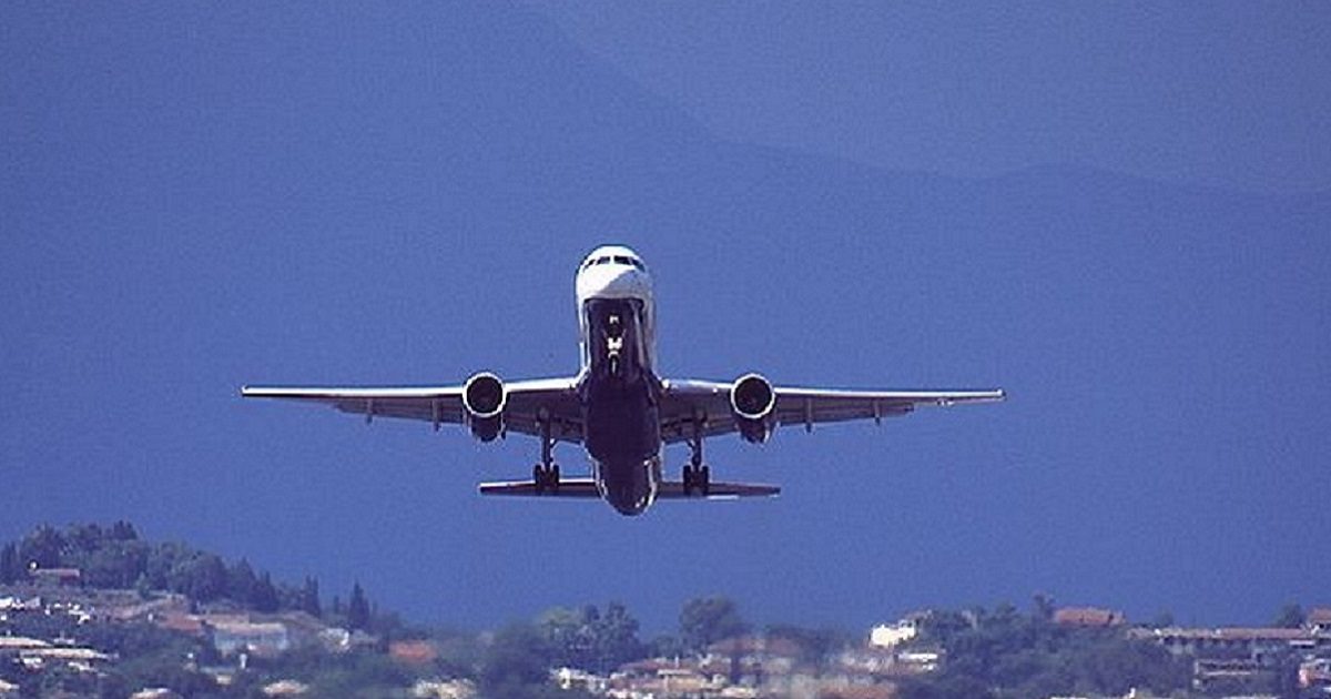 क्या है NOTAM जिसमें गड़बड़ी की वजह से अमेरिकी उड़ानों में हो गई देरी ...