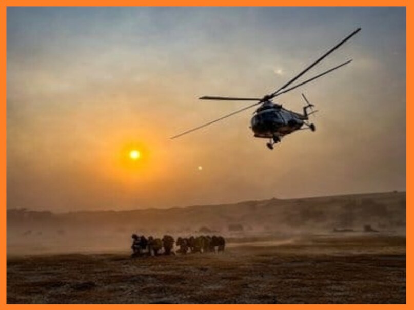 Indian Army: हेलिकॉप्टर से जमीन पर उतरे जवान, पलक झपकते ही दुश्मनों को ...