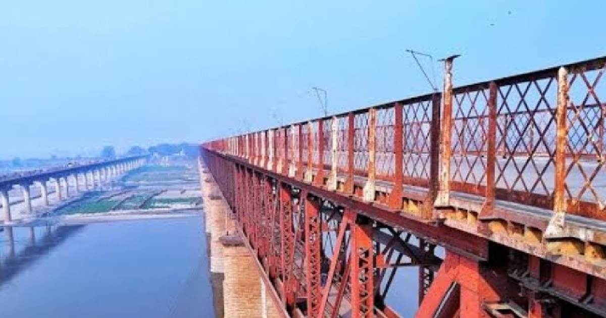 Prayagraj News : अंग्रेजों के जमाने का है "लार्ड कर्जन" पुल, अब ...